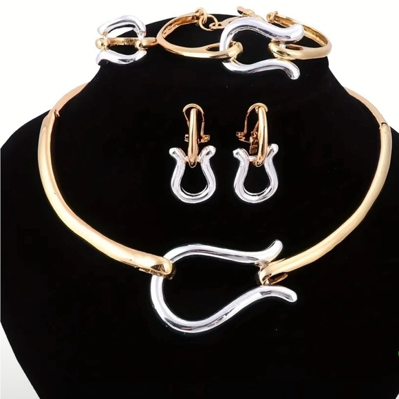 Jewelry | New Twotoned Gold And Silver 4 Piece Jewelry Set | Poshmark